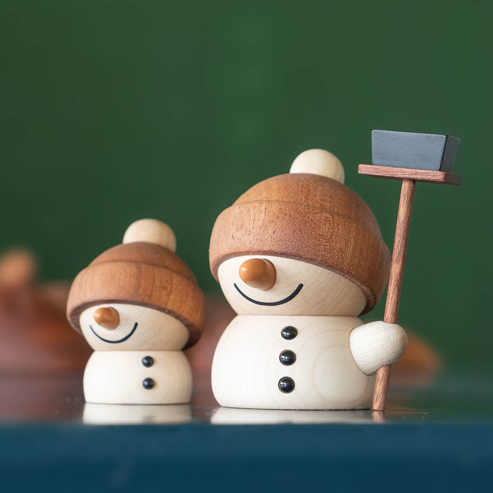 FableWood Sundae snögubbe träfigur 6 cm sapele/lönn - Cervera