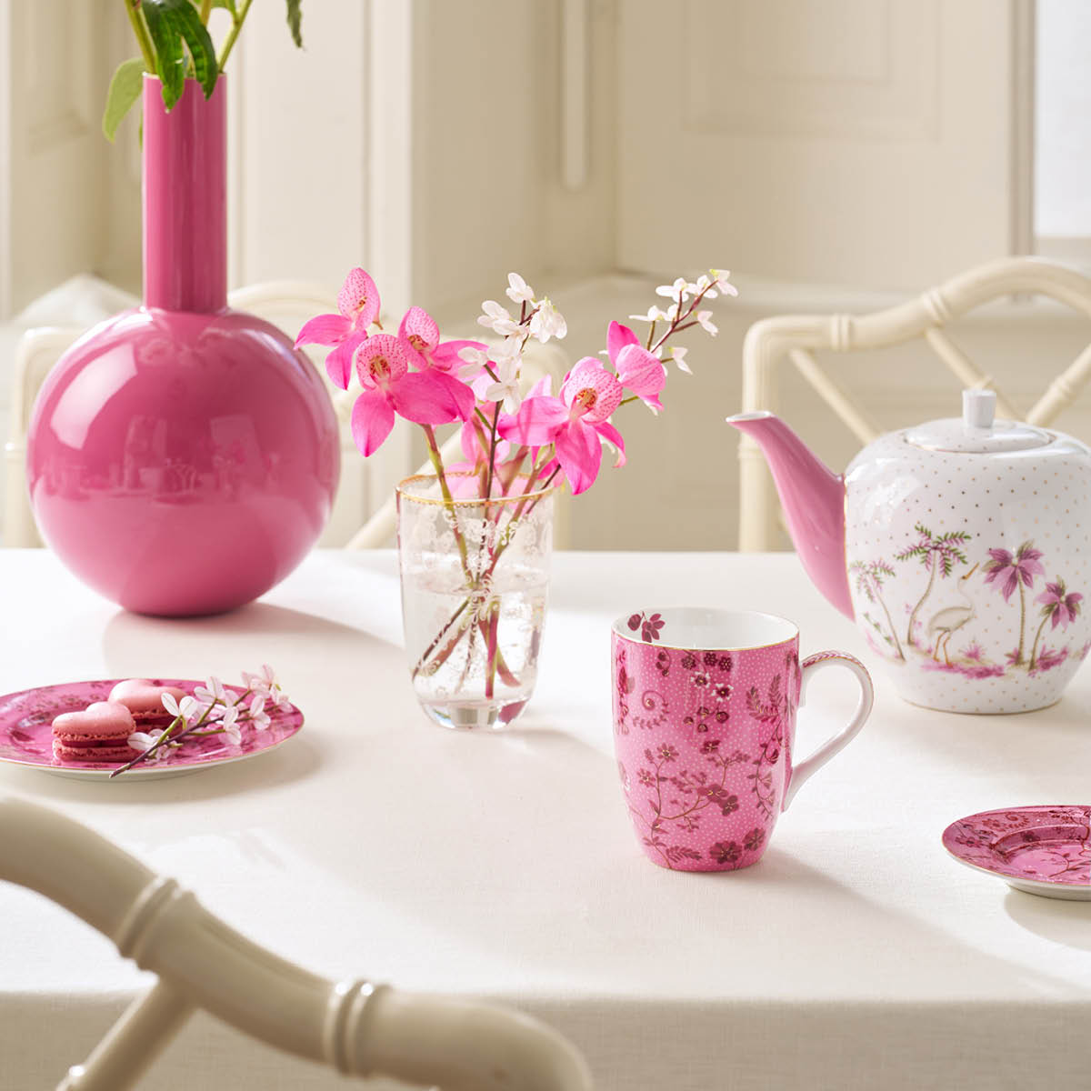 Pip Studio Jolie Flowers stor mugg 36,5 cl rosa - Cervera