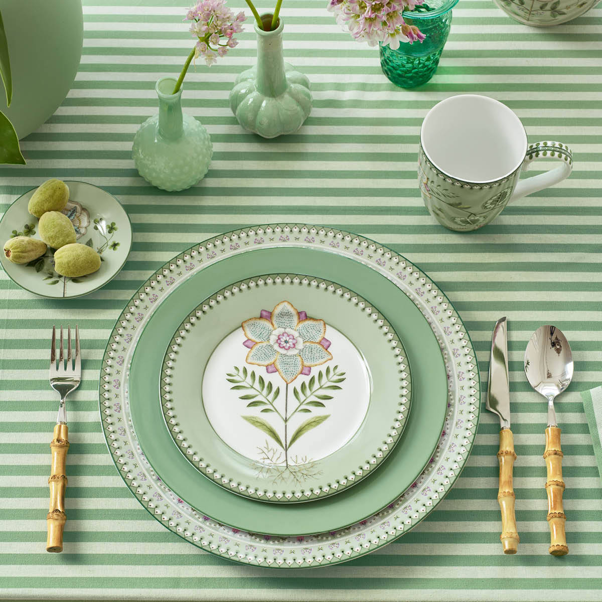 Pip Studio Lily & Lotus tallrik 21 cm ljusgrön - Cervera